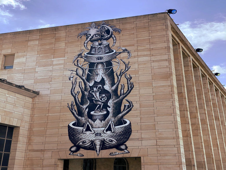 Luxuria mural by street artist Phlegm honors Bruegel | BrusselsPictures.com